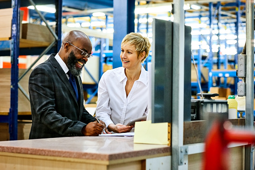 Simplifying Transactions with Heavy Equipment Brokers