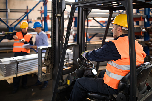 Top 10 Heavy Equipment Operator Schools in the US