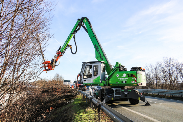 Sennebogen 718E Tree Handler