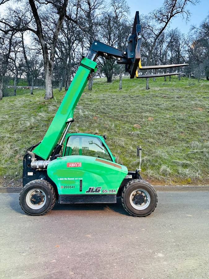 Mini Telehandler