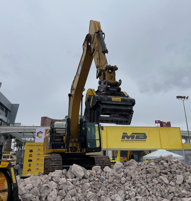 Excavators: Unearthing the Power and Precision