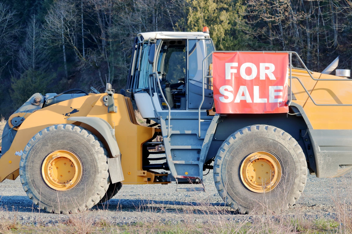 10 Things to Check When Buying Used Heavy Equipment